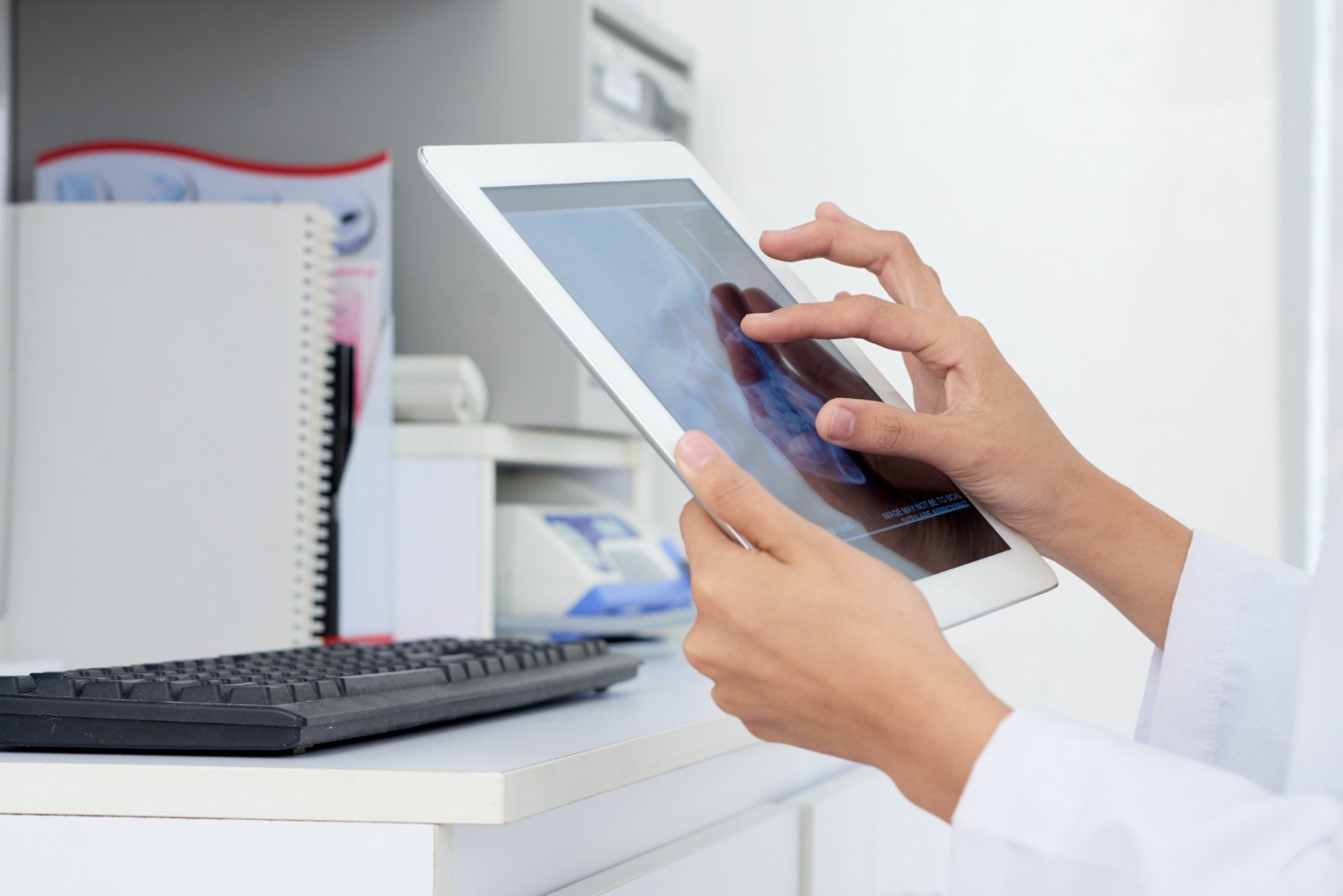 Intraclone LabTrack™ Data Management Platform - Intraclone